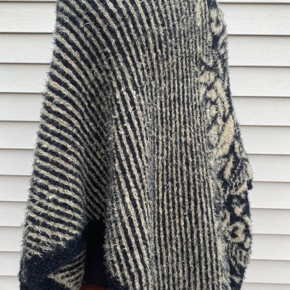 Hand Crafted | Accessories | New Hand Double Knitted Shawl Twosided ...